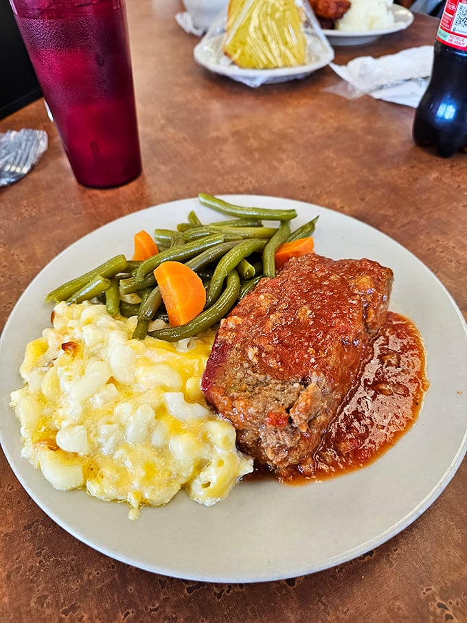 Meatloaf, mac and cheese, and green beans&mdash;the holy trinity of home cooking that tastes even better when someone else makes it.