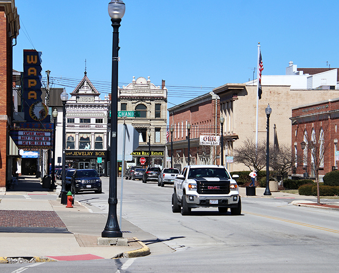 Mechanic Street offers a perfect small-town tableau where you half expect to see Norman Rockwell himself setting up an easel on the corner.