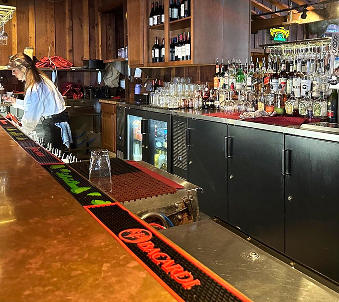 The bar at Cattlemens isn't trying to reinvent mixology&mdash;it's perfecting the classics that pair perfectly with a carnivorous feast.