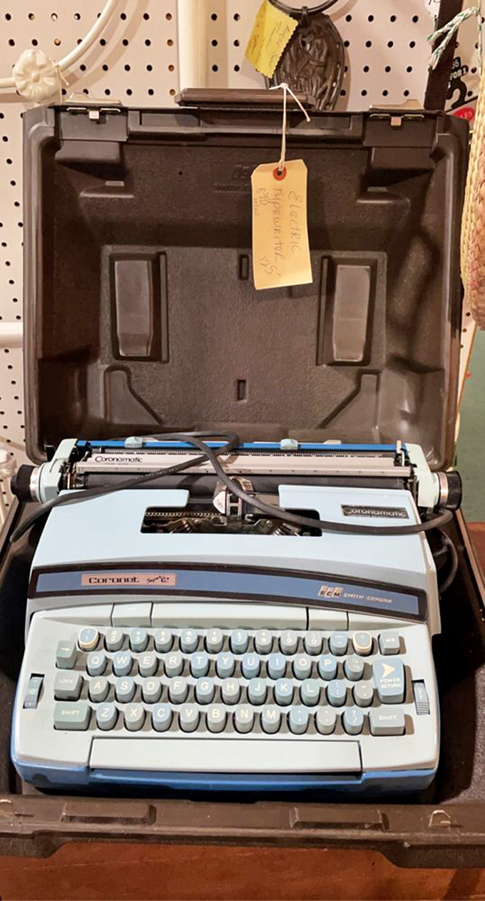 Before laptops and smartphones, this Corona typewriter created love letters and great American novels. The satisfying clack of keys included at no extra charge.