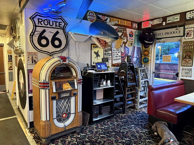 Route 66 signs, vintage jukeboxes, and sharks on the wall&mdash;this isn't decoration, it's a museum of Americana with side orders.