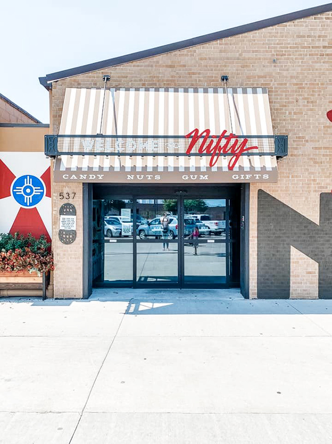 The entrance to wonderland, complete with striped awning. Like a carnival midway, but the prizes are guaranteed and deliciously edible.