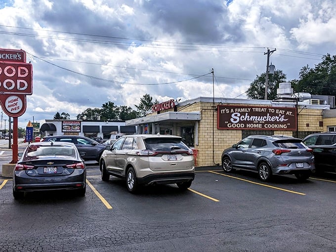 A packed parking lot is the universal sign of good food. When locals willingly circle the block for a parking spot, you know what's inside is worth the wait.