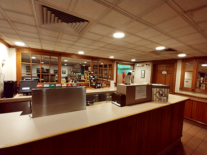 No-nonsense efficiency at the counter&mdash;they're not here for theatrics, just to connect you with legendary chicken as quickly as possible.