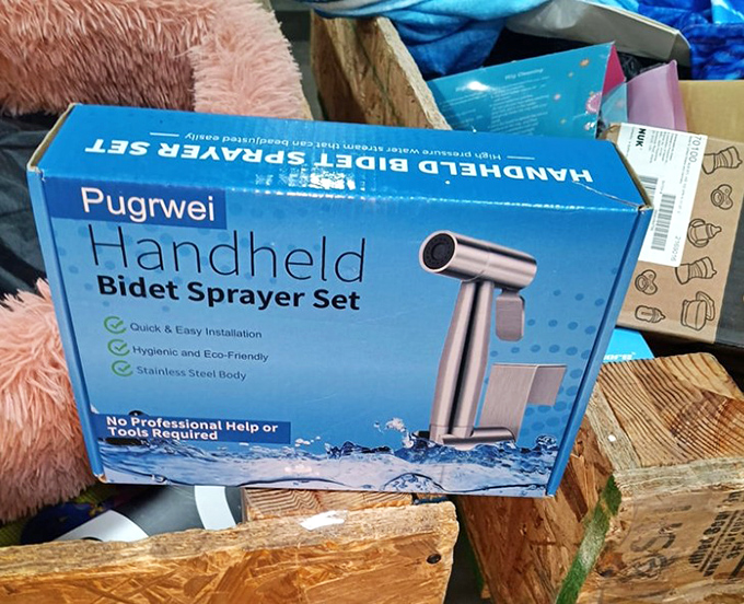 The modern bathroom upgrade you never knew you needed sits waiting to be discovered. Practical luxury at bin store prices&mdash;what's not to love?