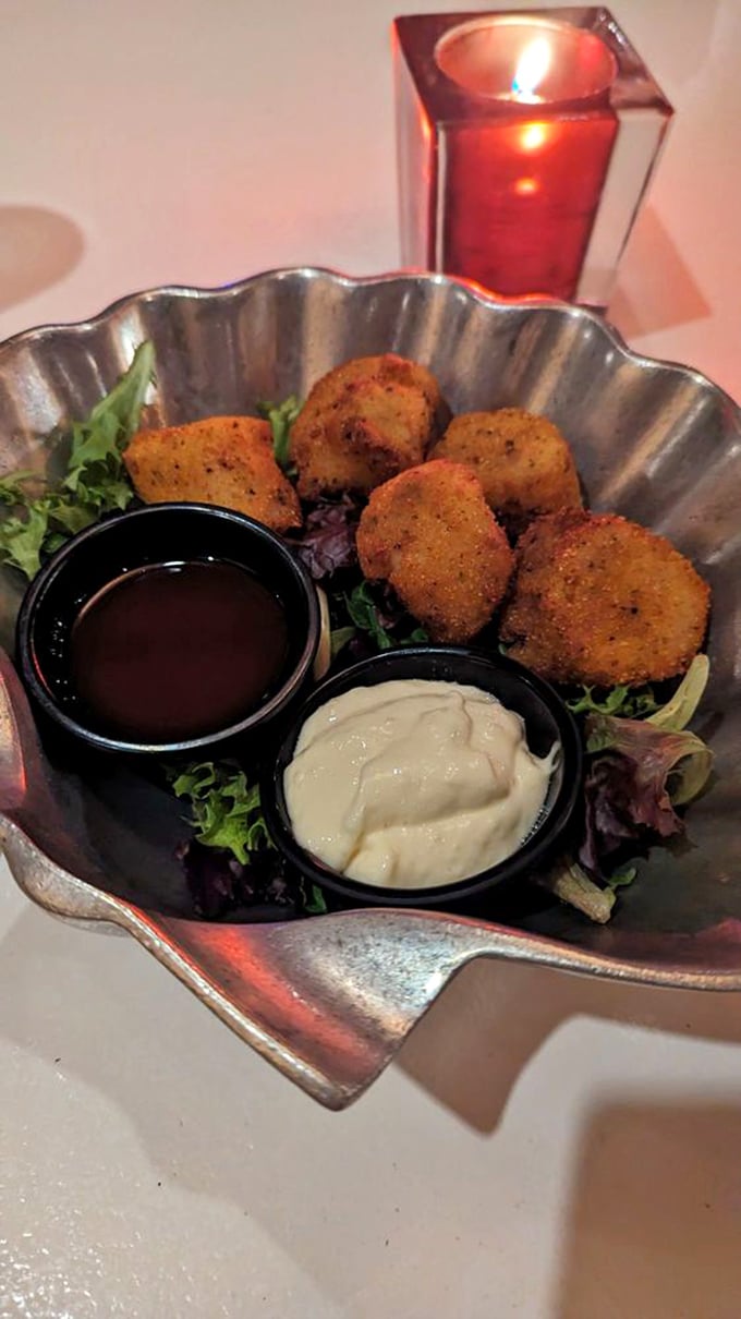 Golden-fried perfection served with not one but two dipping sauces. These crispy morsels demonstrate that seafood gets equal billing at this carnivore's paradise. 