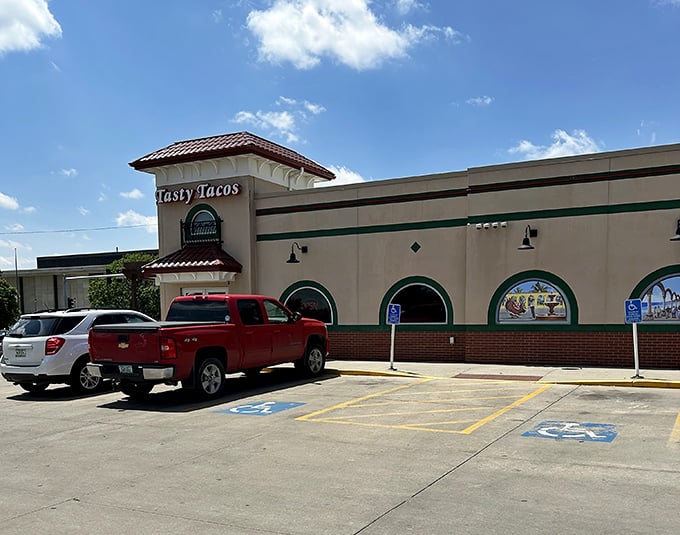 Under blue Midwestern skies, this unassuming building houses flavor bombs that would make Guy Fieri run out of catchphrases.