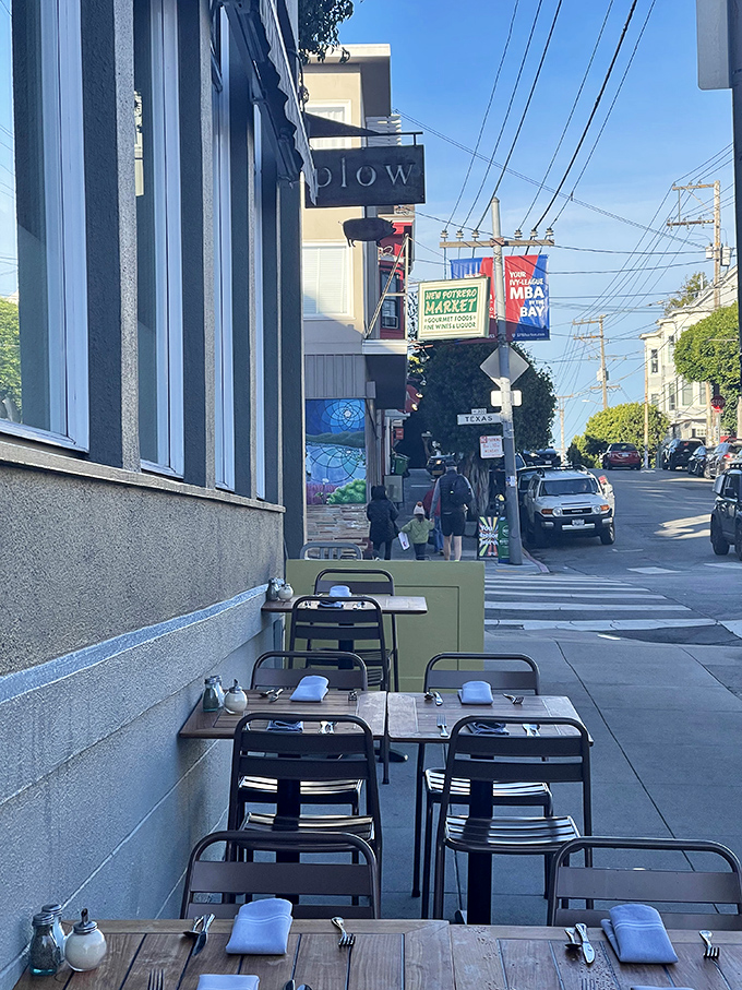 Sidewalk seating where you can people-watch while pancake-eating&mdash;a quintessential San Francisco morning ritual worth savoring.