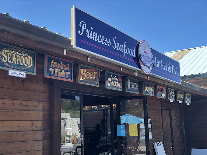 Princess Seafood Market &ndash; where "fresh catch" isn't marketing jargon but a literal description of what happened hours ago.
