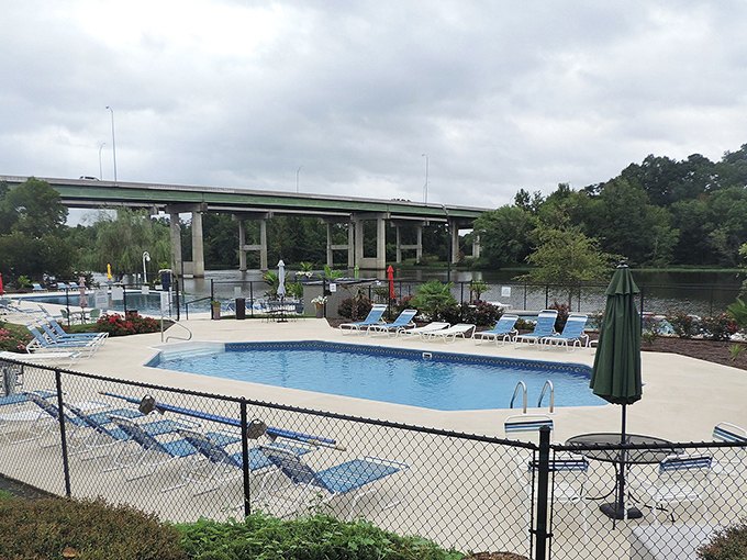 Nothing says "vacation" quite like a swimming pool with a view of the river. This campground oasis offers the best of both watery worlds.