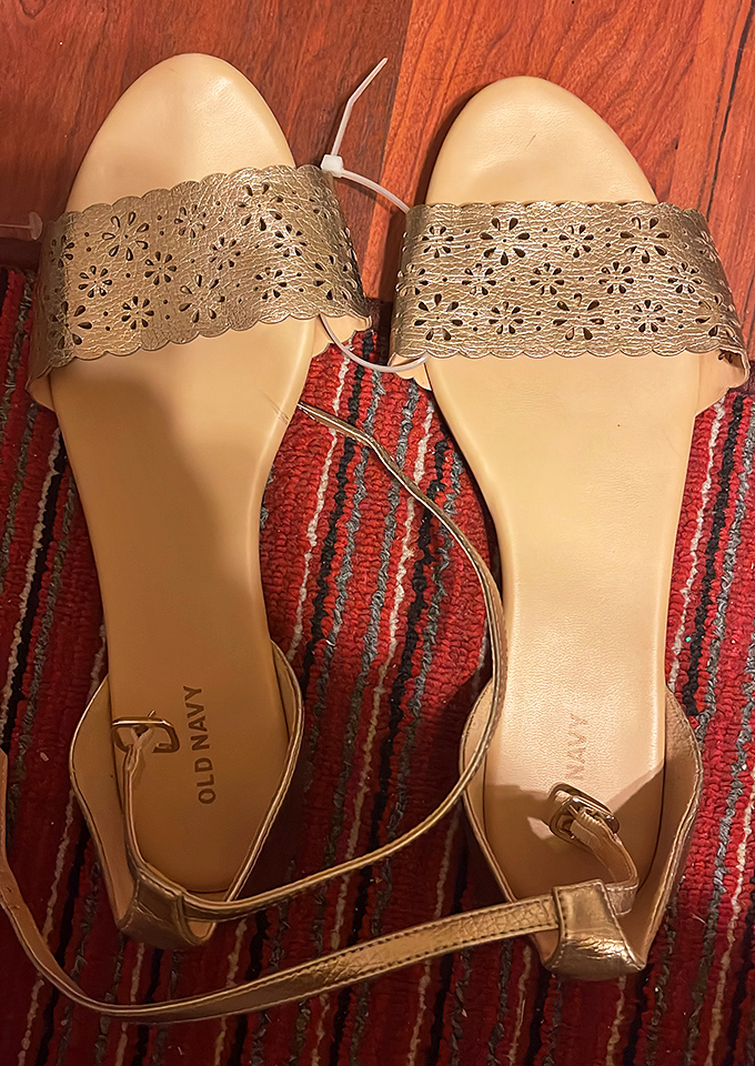These Old Navy sandals walked so your budget could run. Gently used footwear with plenty of summer strolls still in them.