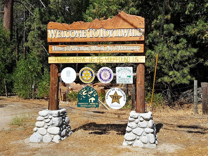 "Please leave us as you found us"&mdash;the most polite way possible of saying "Don't mess with paradise, folks."