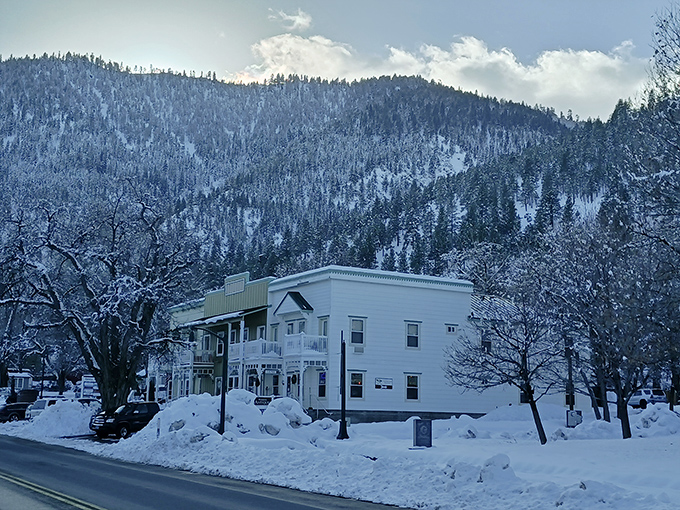 Winter transforms Genoa into a snow globe village &ndash; the kind that makes you want to trade your smartphone for a good book.