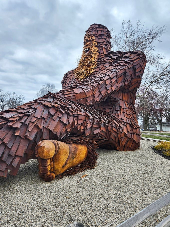 Up close with Nelson's artfully shingled exterior. Like a giant wooden pinecone that somehow evolved into cryptid form. Nature is amazing.