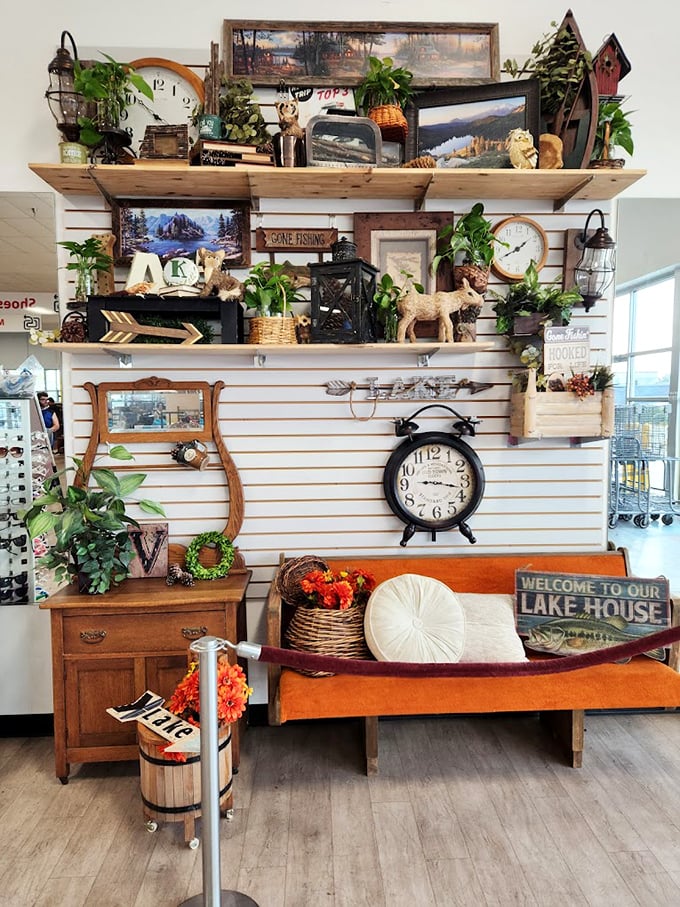 The rustic display corner where "Welcome to our Lake House" signs find new homes, even for people who live nowhere near water.