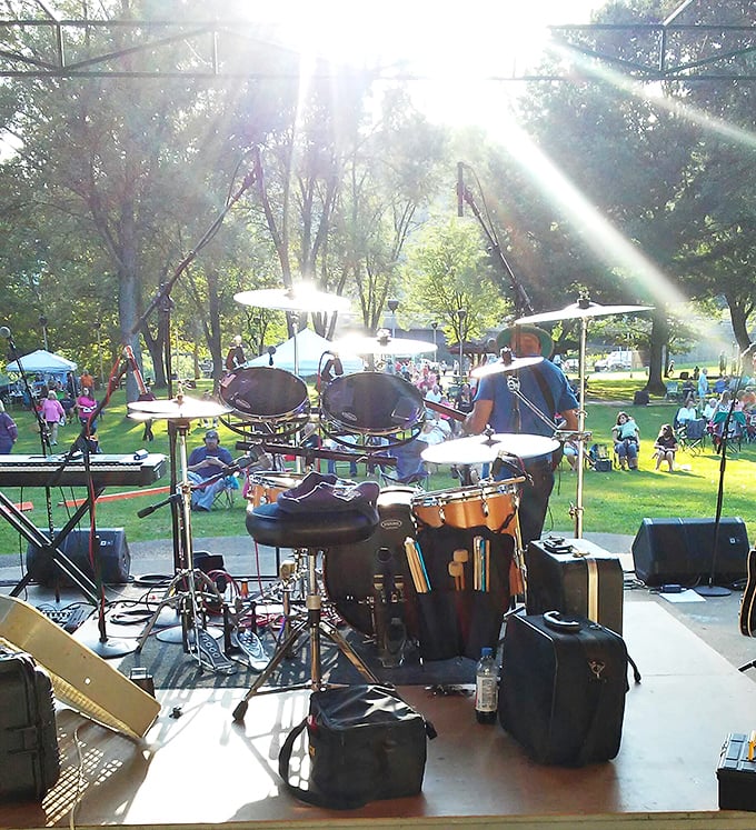 Summer concerts in the park prove that world-class entertainment doesn't require world-class ticket prices&mdash;just bring a lawn chair and enjoy.