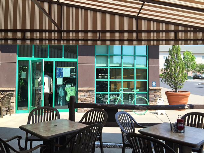 The outdoor seating area&mdash;where fresh air somehow makes everything taste better, especially when there's a cold brew involved.