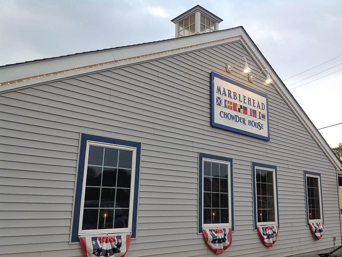 During patriotic holidays, this New England outpost dresses up to remind you that seafood is the most American thing since, well, America.