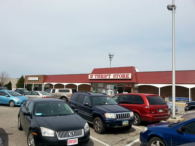 A packed parking lot tells the true story &ndash; Ohio Thrift's popularity among savvy shoppers means arriving early pays dividends.
