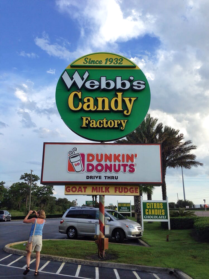 Since 1932, this sign has guided sweet-toothed pilgrims to their sugary salvation, standing tall against the Florida sky like a beacon of deliciousness.