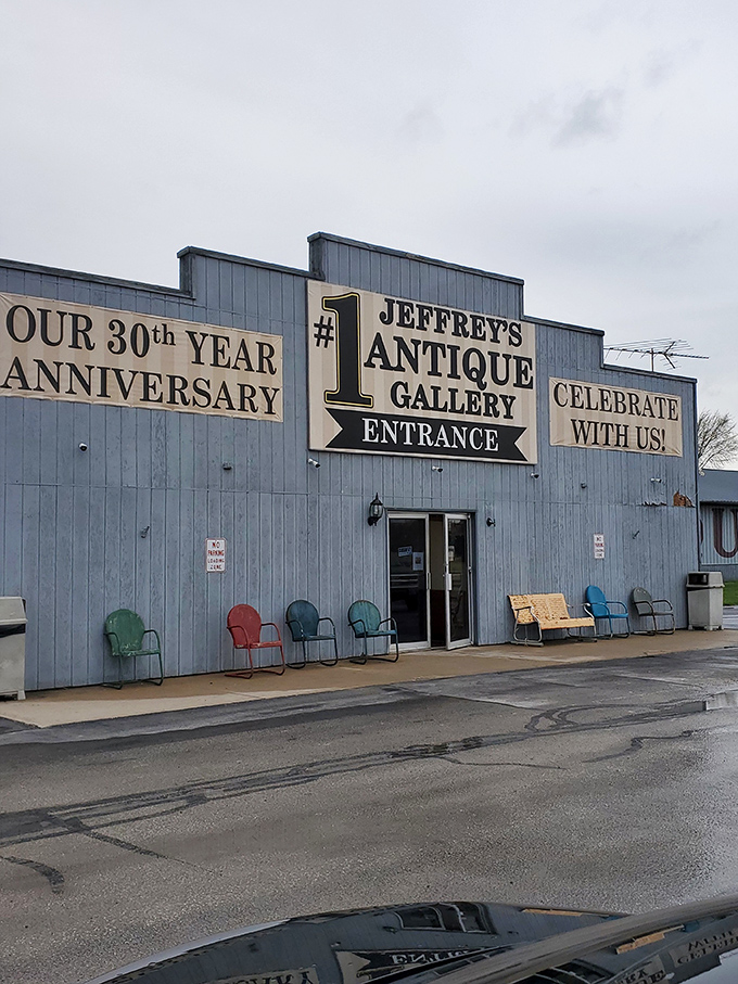 Jeffrey's celebrates three decades of preserving America's material past &ndash; one person's discarded memories becoming another's discovered treasures.