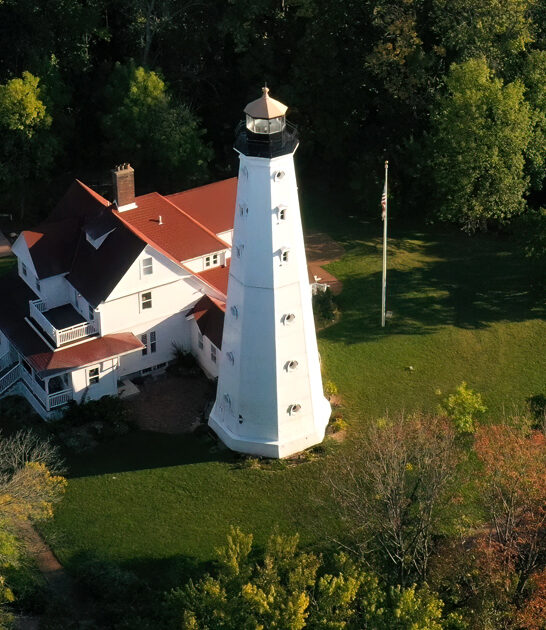 19th century lighthouse wisconsin ftr
