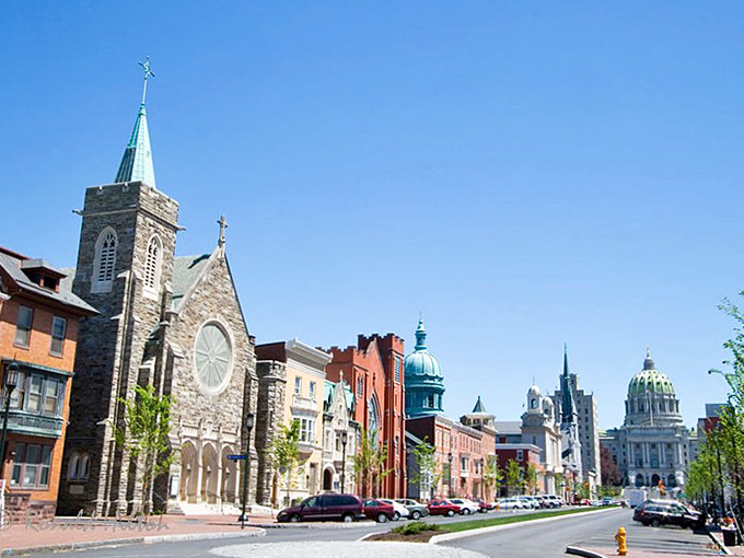 Harrisburg's skyline greets you with historic churches and that stunning green capitol dome. Like a miniature Washington D.C. with Pennsylvania personality!