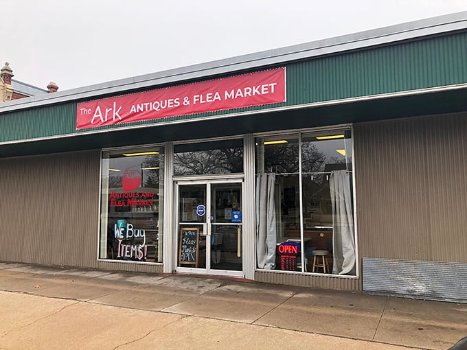 1a. the ark antiques and flea market (mcpherson)