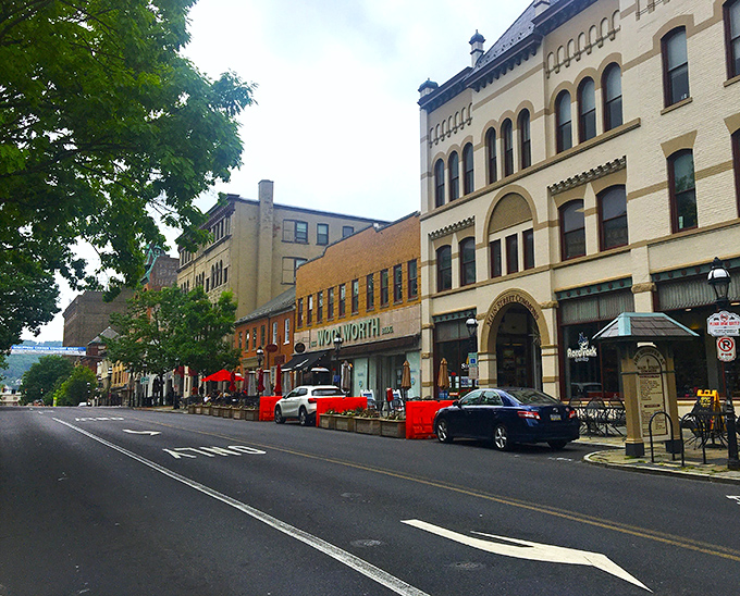 Downtown Bethlehem blends colonial charm with modern comforts, creating the perfect backdrop for leisurely afternoon strolls.