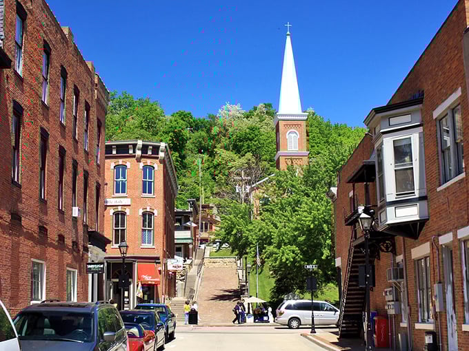 Church steeples and brick buildings climb the hillside in Galena, creating a scene that would make New England jealous of this Illinois gem.