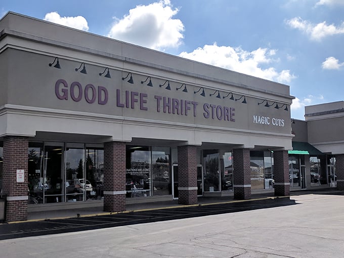 Bargain paradise under big sky! The clean lines and ample parking hint at the organized treasure trove waiting inside.