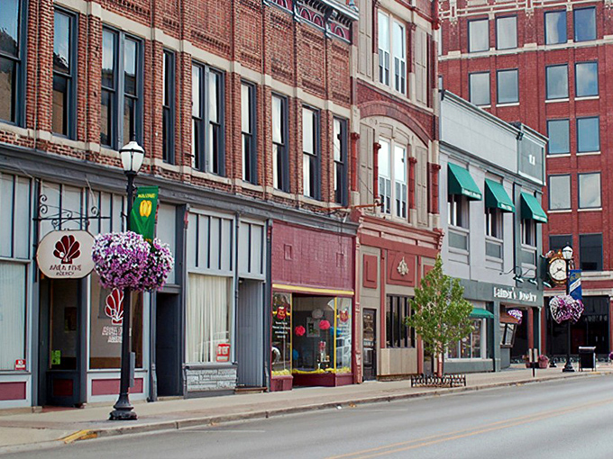 Kokomo's charming storefronts and hanging flower baskets create a Norman Rockwell scene where Social Security checks go the extra mile.