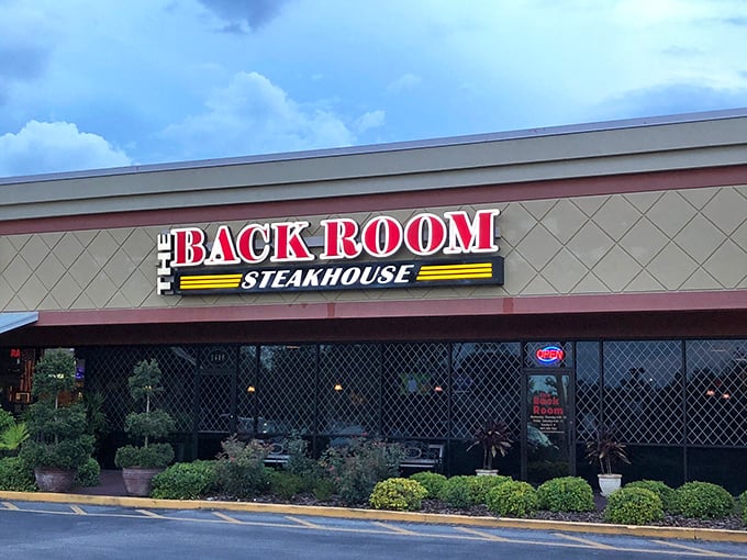 Step inside this cozy Apopka gem where steaks sizzle and conversations flow as freely as the drinks.