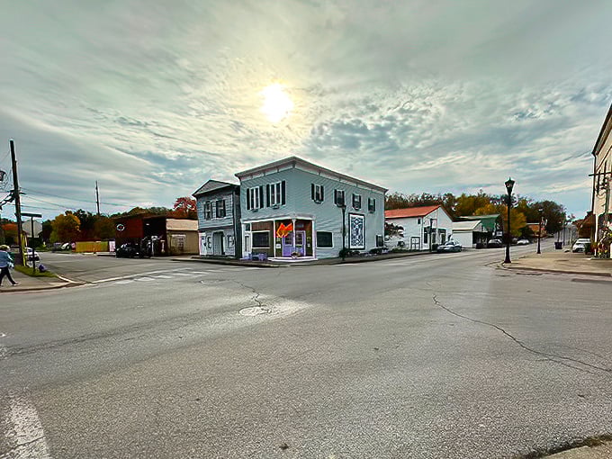 Small-town intersections where the traffic jams involve actual conversations. Berea's quiet streets invite you to slow down and notice the details.