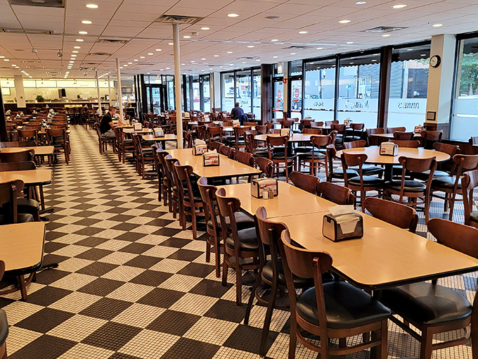 Checkered floors and simple wooden tables &ndash; no designer frills needed when the food is the star of this decades-long show.