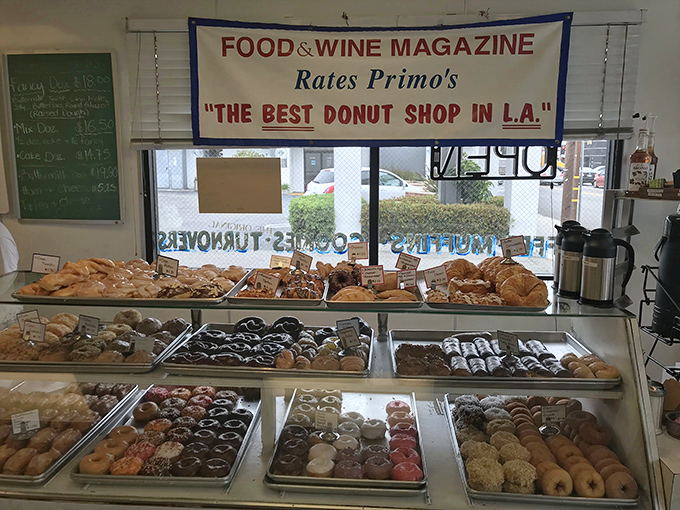 Food & Wine doesn't throw around "best in L.A." lightly. This display case is basically the Louvre of fried dough.