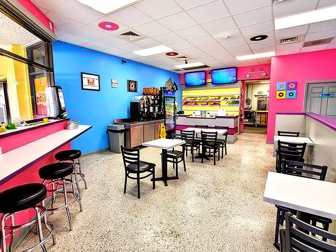 Step inside and you're greeted by a Miami Vice color scheme that somehow makes perfect sense when you're about to indulge in frosted happiness.
