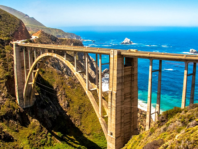Bixby Creek Bridge stands as California's concrete masterpiece, where engineering brilliance meets Pacific splendor. Like a postcard come gloriously to life.