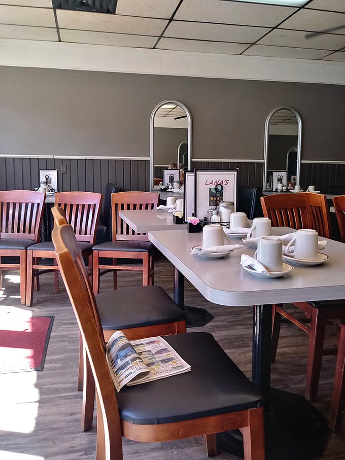 Wooden chairs, white coffee cups, and morning light streaming through windows&mdash;this is the stage where breakfast dreams come true at Lana's.
