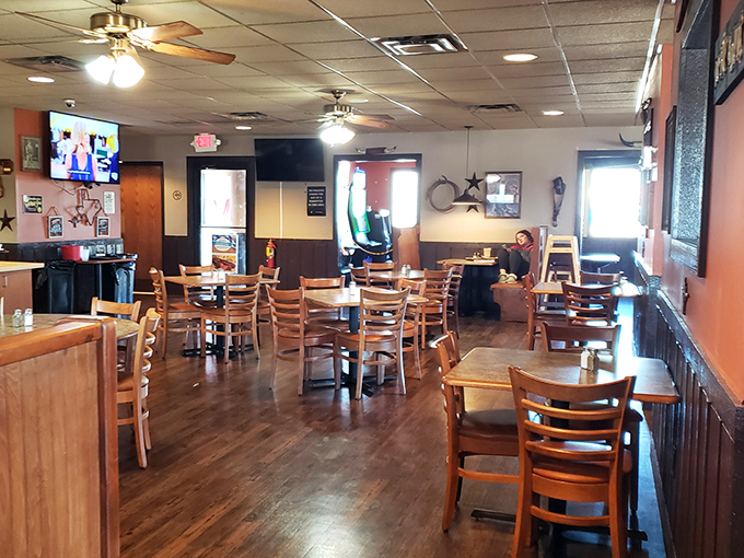 Inside, wooden tables and rustic charm create the perfect backdrop for the meat-centric drama about to unfold on your plate.