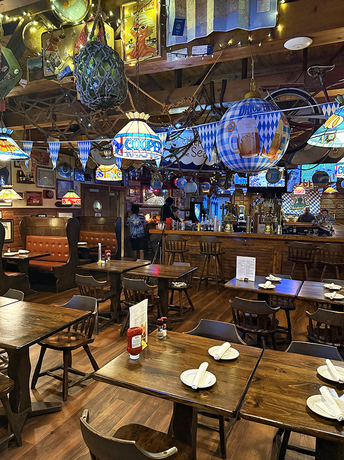 Step inside and you're transported to a maritime wonderland. Tiffany-style lamps dangle from the ceiling while wooden tables await your seafaring appetite.