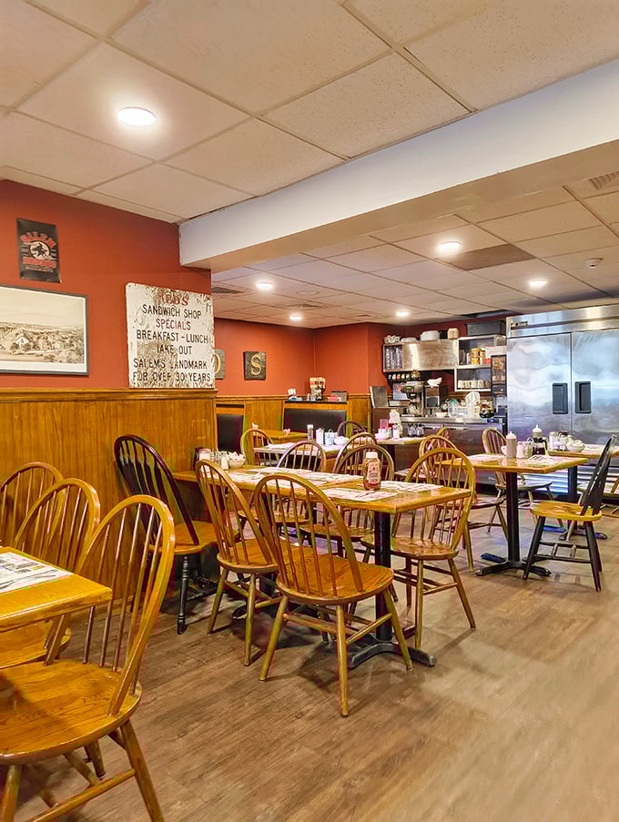 Windsor chairs and warm wood paneling create that perfect "come as you are" atmosphere where both tourists and locals gather for honest, delicious fare.