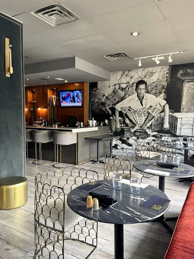 Stylish marble tables and that stunning fisherman mural tell you right away &ndash; this place takes its seafood seriously, not itself.