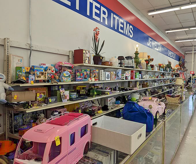 One person's outgrown toy is another's nostalgic find. This pink Barbie camper might be someone's childhood memory waiting to be rediscovered.