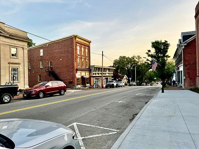 Abingdon's charming downtown street scene could convince anyone that small-town America is alive and thriving.