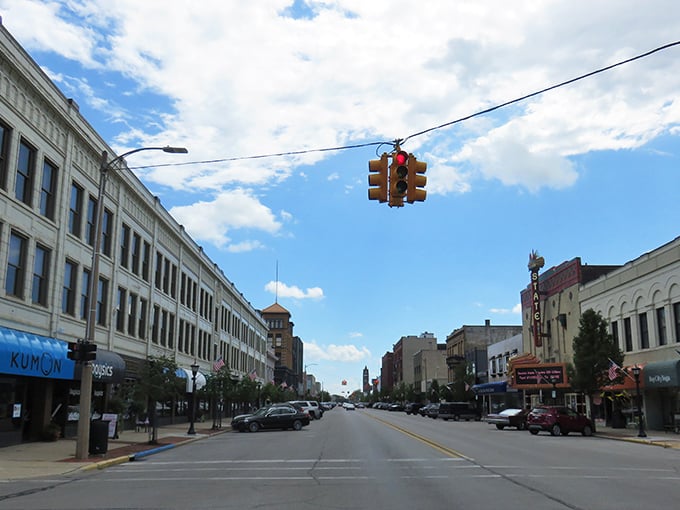 Bay City's wide streets and classic architecture make you feel like you've stepped into a Norman Rockwell painting with better parking options.