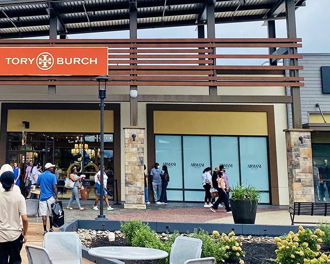 Premium outlets meet premium style in this outdoor shopping paradise that screams "luxury for less!"