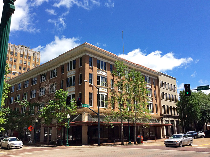 Jackson's architectural timeline tells stories in brick and mortar &ndash; where capital city amenities come without the capital-sized price tag.
