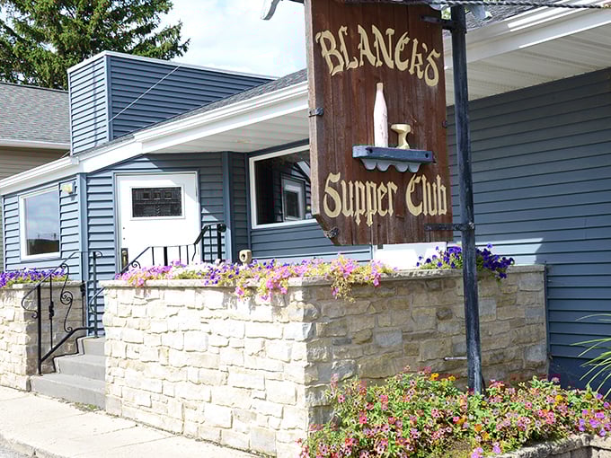 Small town, big flavors! This unassuming spot has probably ruined ordinary steaks for generations of locals.