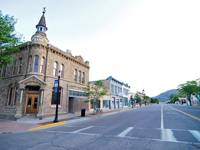 The historic architecture in Ca&ntilde;on City stands proud, like well-dressed gentlemen from another era who've aged remarkably well.